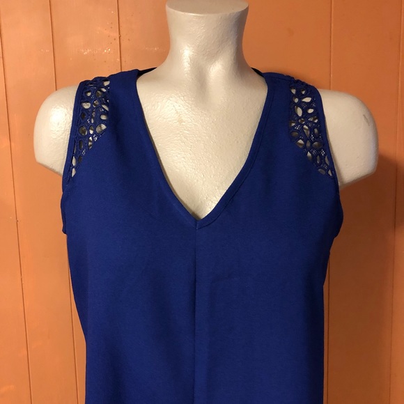 Grace Dresses | Dresses | Grace Dresses Blue Vneck Lace Shift Dress M ...